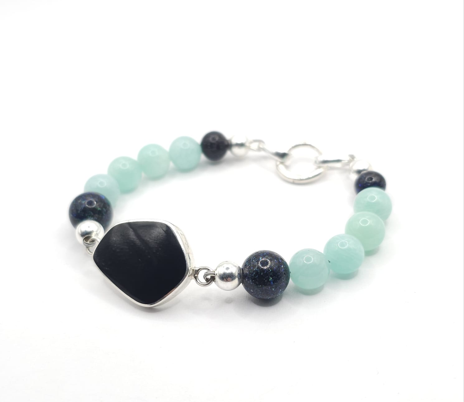 About Us – La Rosa Jewelry